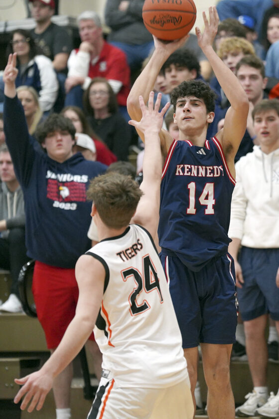 Big 3rd quarter leads Kennedy by Howland | News, Sports, Jobs - The ...